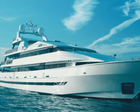 OneWeb launch LEO Maritime Service - OceanWeb Ltd